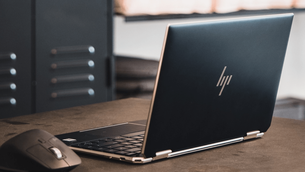 HP CEO sees signs of declining commercial PC demand